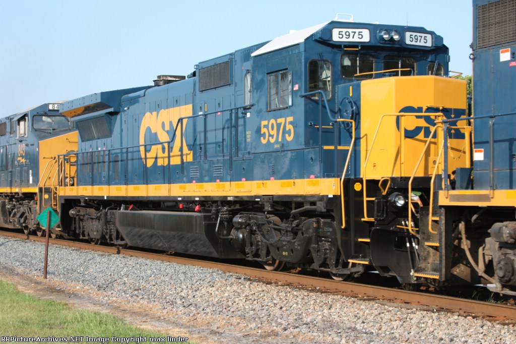 CSX 5975